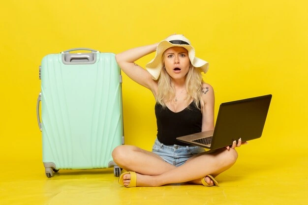 Tips Bawa Laptop Saat Traveling Menggunakan Kendaraan Umum - Advan.id ... Tips Bawa Laptop Saat Traveling Menggunakan Kendaraan Umum - Advan.id ...
